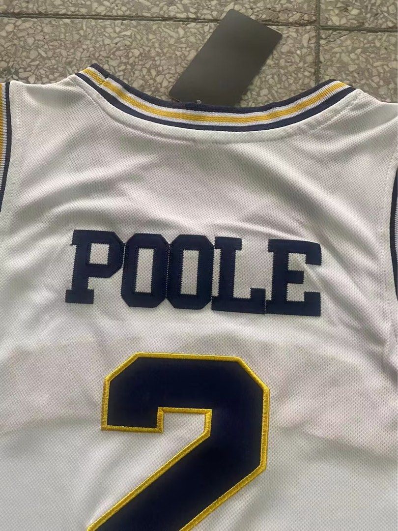 Jordan Poole Michigan Jersey 2, 男裝, 運動服裝 - Carousell