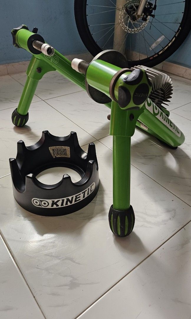 Kurt Kinetic Road Machine for road bikes and brompton adaptor, Sports ...