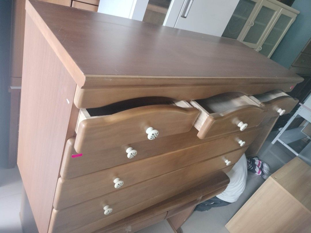 LAteral Drawers on Carousell