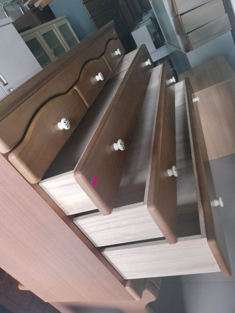 LAteral Drawers on Carousell