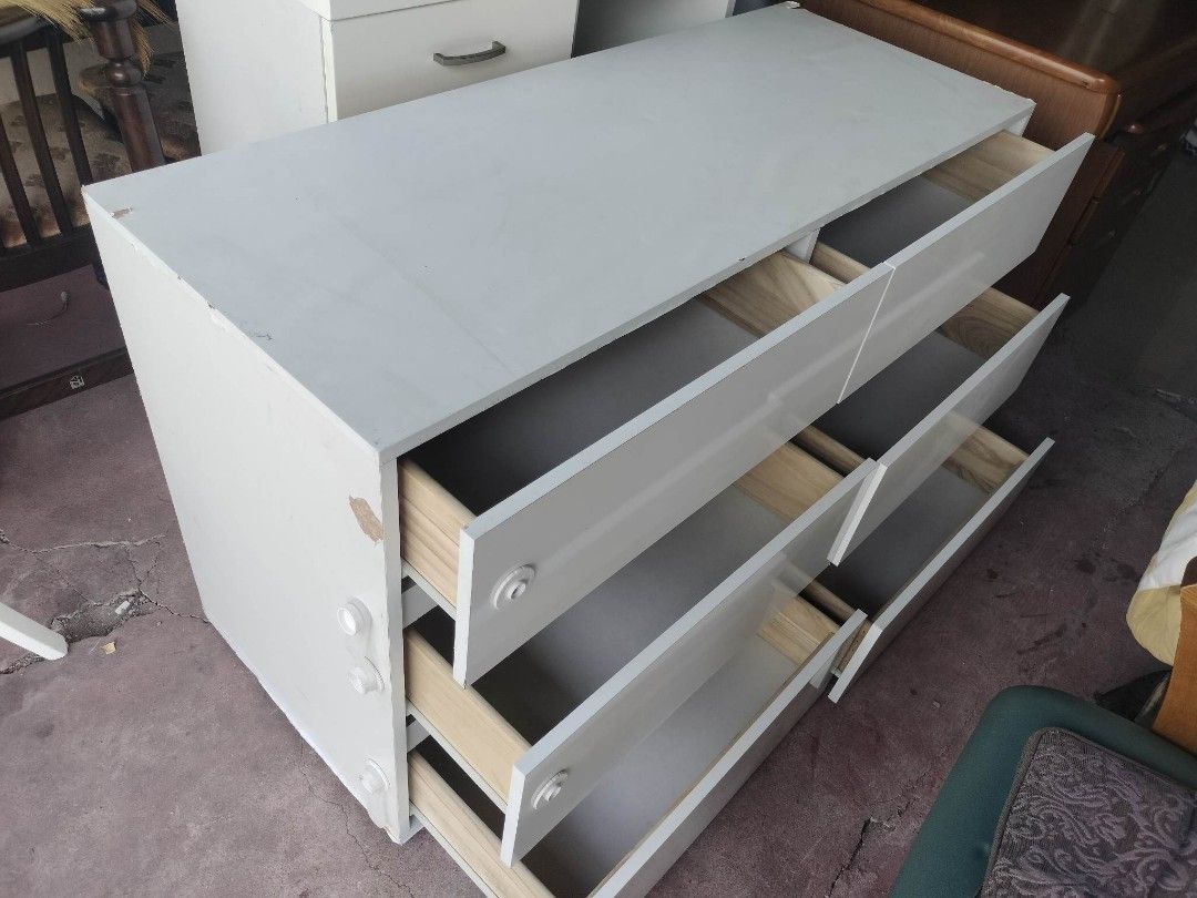 LAteral drawers on Carousell