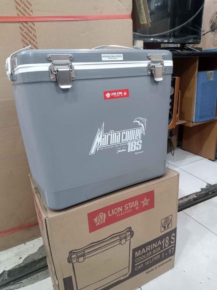 Lion Star Cooler Ice Box Marina 18s, Kitchen & Appliances di Carousell