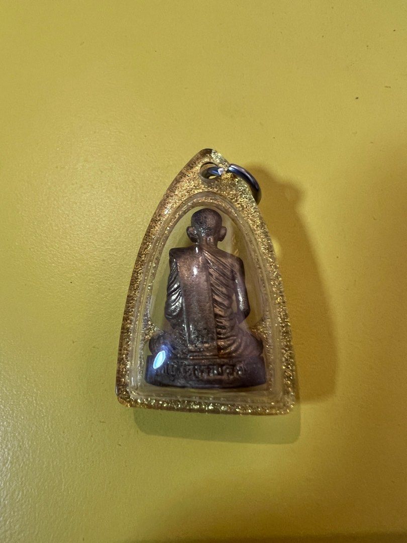 Lp kuay loor lor 2563, Hobbies & Toys, Memorabilia & Collectibles, Religious Items on Carousell