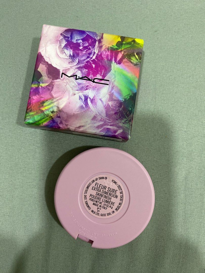 MAC highlighter, Beauty & Personal Care, Face, Makeup on Carousell