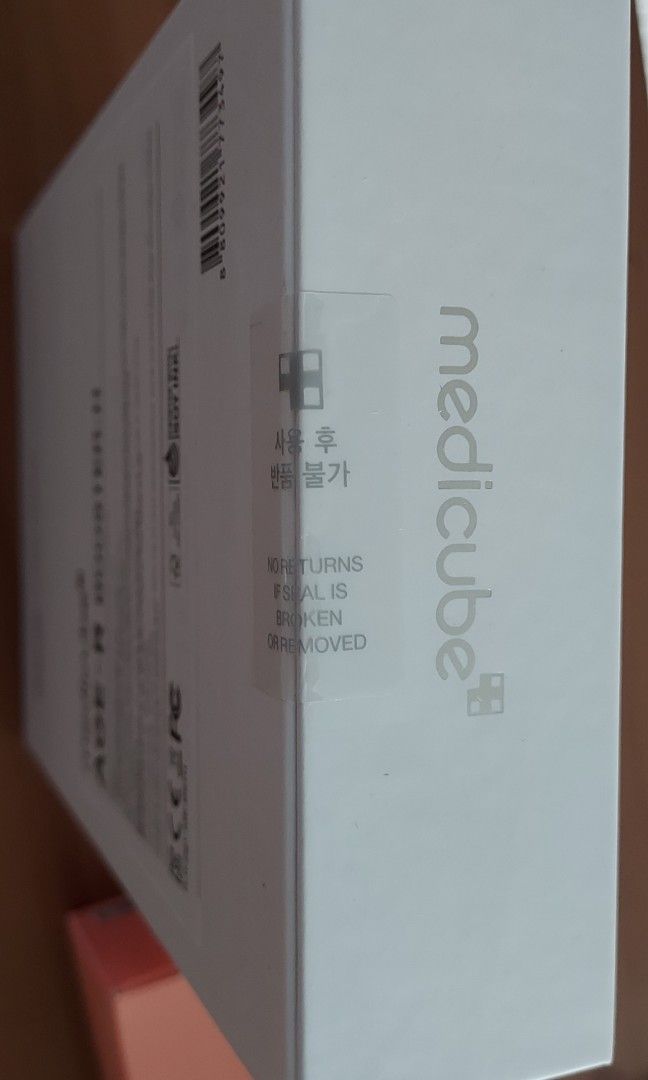 Medicube Age-R anti Aging Device and triple deep erasing cream, Beauty ...