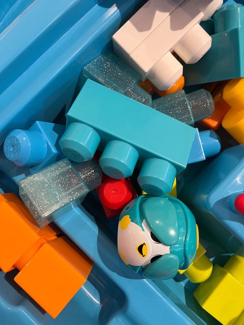 Mega Blocks Table Hobbies And Toys Toys And Games On Carousell