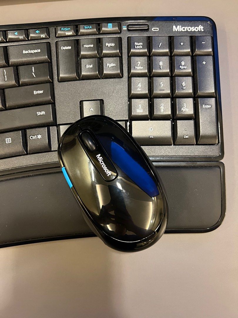 Microsoft Wireless sculpt mouse and keyboard, Computers & Tech, Parts ...