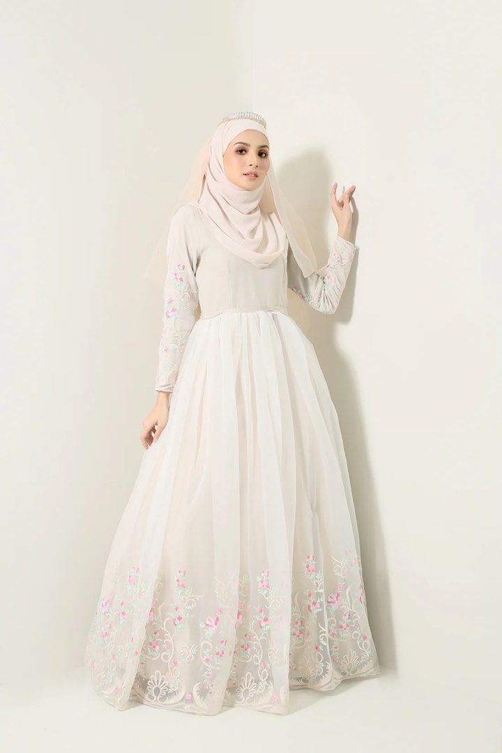 Minimalace Bellarina Dress, Women's Fashion, Muslimah Fashion, Dresses ...