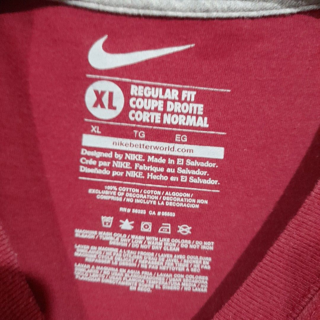 Nike est 1972 on Carousell