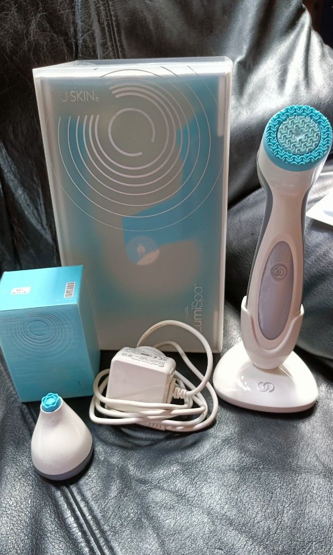 NU SKIN LUMISPA ANGELOC DEVICE AND CLEANSERS WITH FREEBIES on Carousell