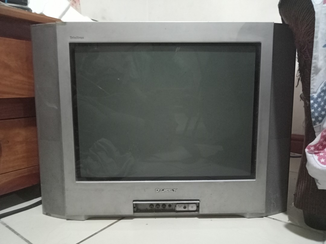 Old TV Sony on Carousell