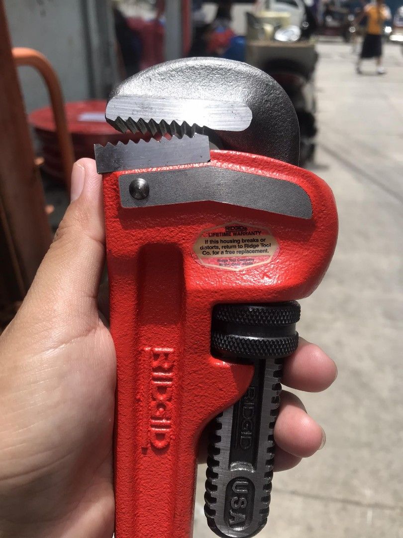 Pipe wrench rigid4, Commercial & Industrial, Construction & Building ...