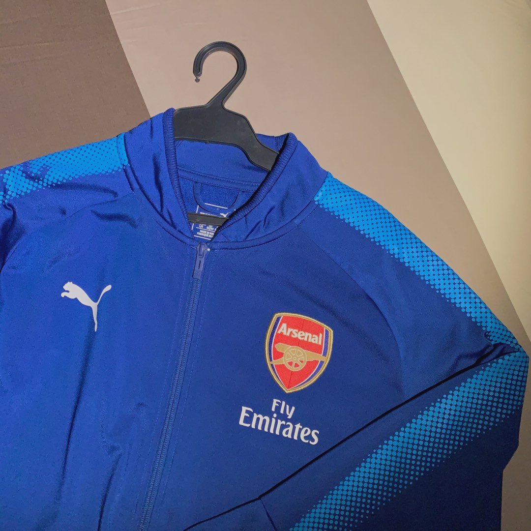 ARSENAL FC TRAINING JACKET, Men's Fashion, Activewear on Carousell