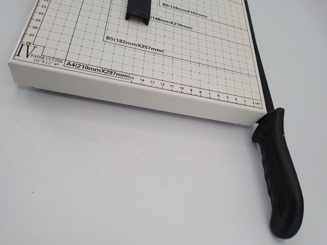 QUAFF Paper Cutter Paper Trimmer on Carousell