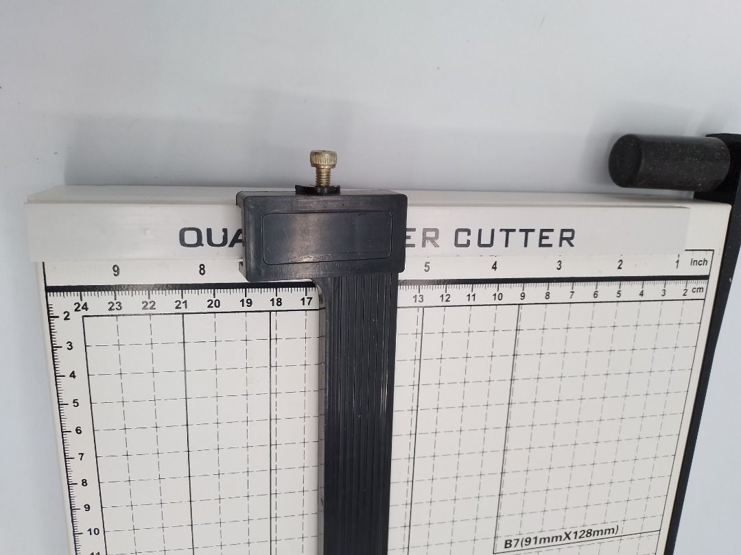 QUAFF Paper Cutter Paper Trimmer on Carousell