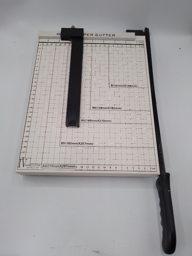 QUAFF Paper Cutter Paper Trimmer on Carousell