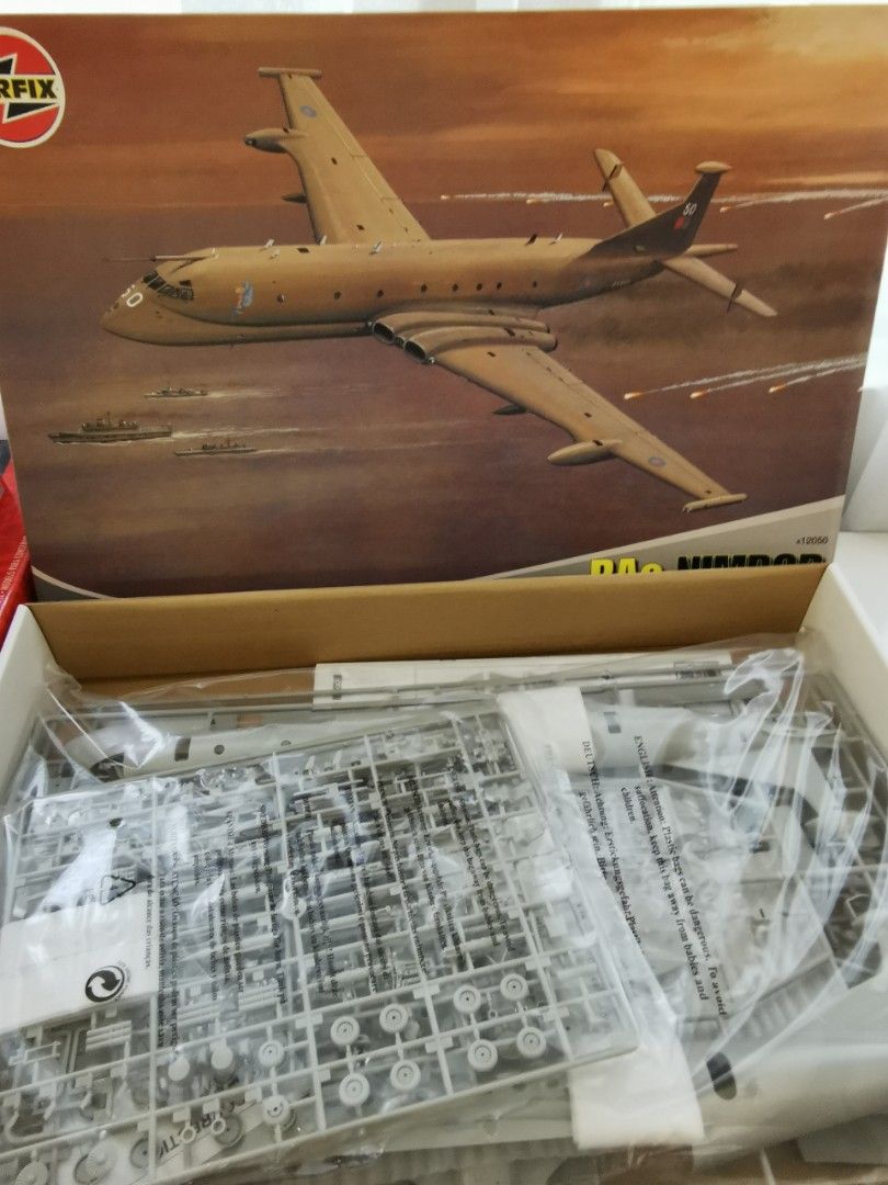 Rare 1/72 Airfix BAE Nimrod, out of production model kits, three types ...