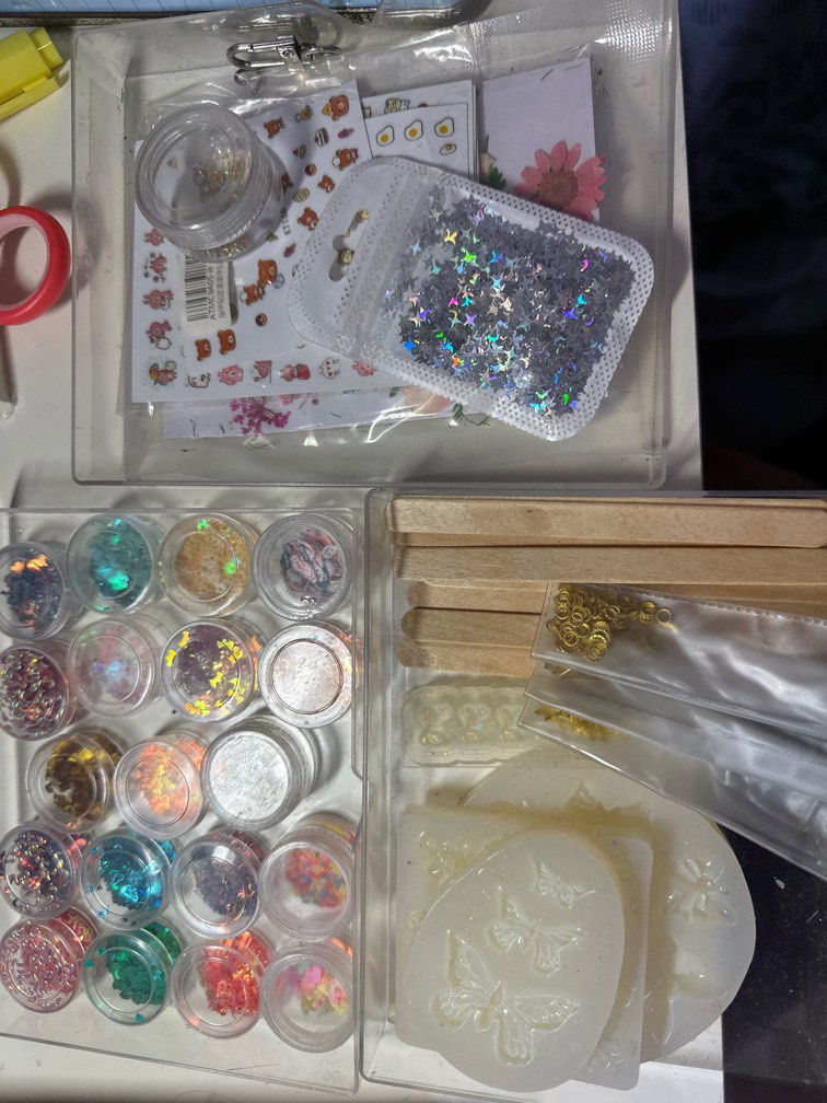 Resin materials, Hobbies & Toys, Stationery & Craft, Craft Supplies ...