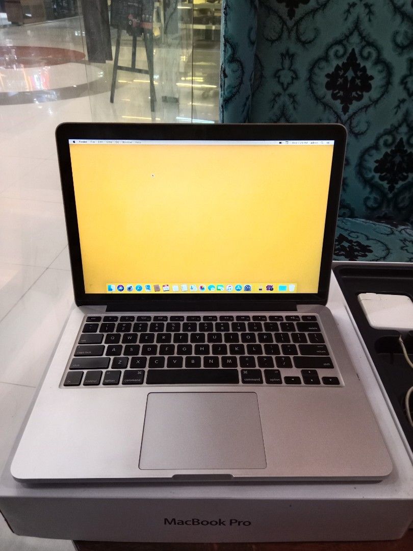 Rush sale Macbook Pro (Retina, 13-inch, Mid 2014) Processor 2.8 GHz ...