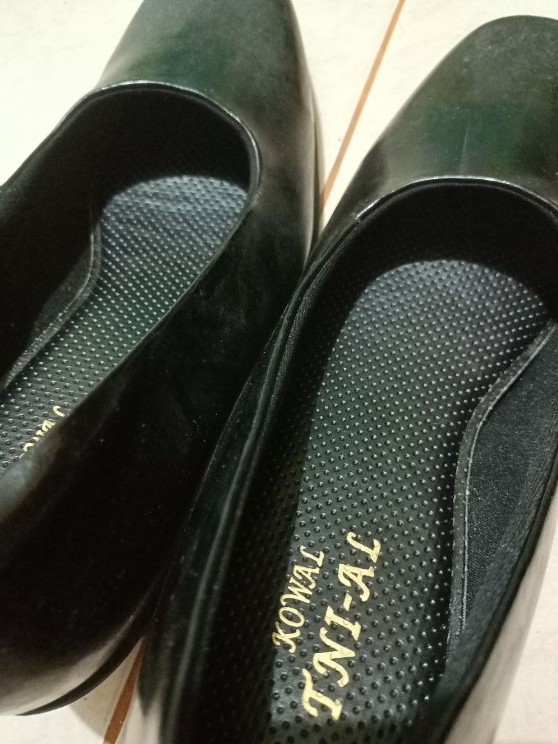 Sepatu pdh kowal al masih baru, Fesyen Wanita, Sepatu di Carousell