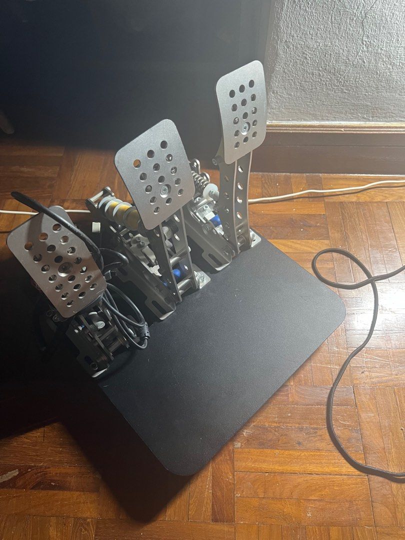 Simjack Load Cell Pedals + Heusinkveld Ultimate Baseplate, Video Gaming ...