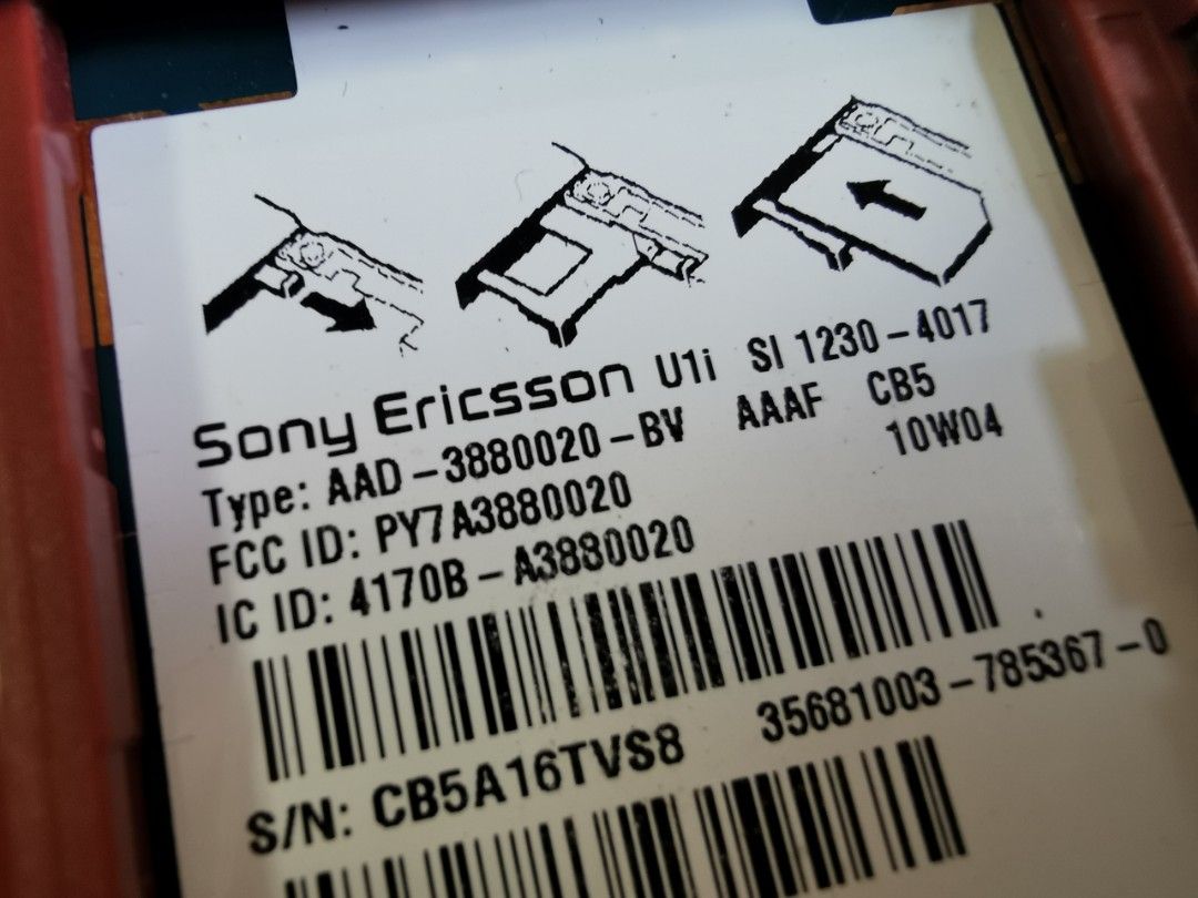 Sony Ericsson Satio (Idou) 千萬機, 手提電話, 手機, 其他手機 - Carousell