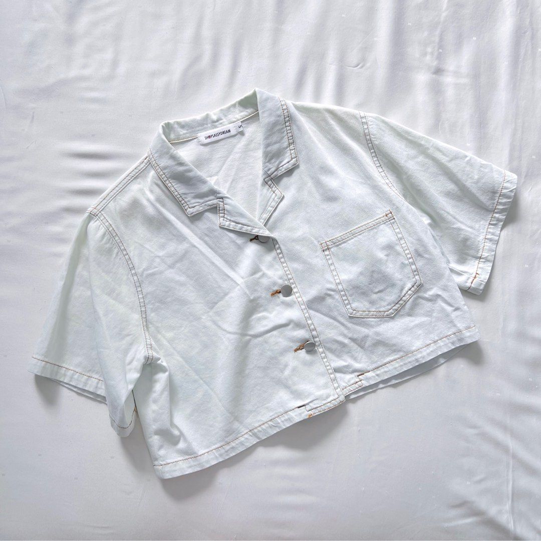 SSD Jennie Button Camp Collar Chambray Button Top in Ice Blue (S ...