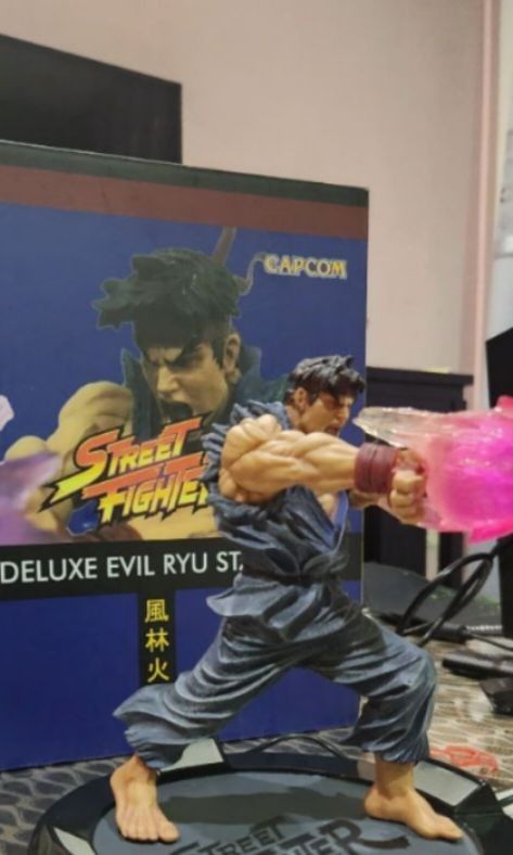 Street fighter Deluxe Evil Ryu statue/figure, Hobbies & Toys, Toys ...