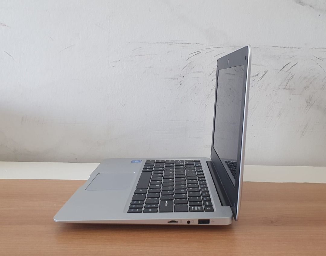 Super Slim 12 Inch Laptop - Lightweight & Compact - Windows 11 + Free ...