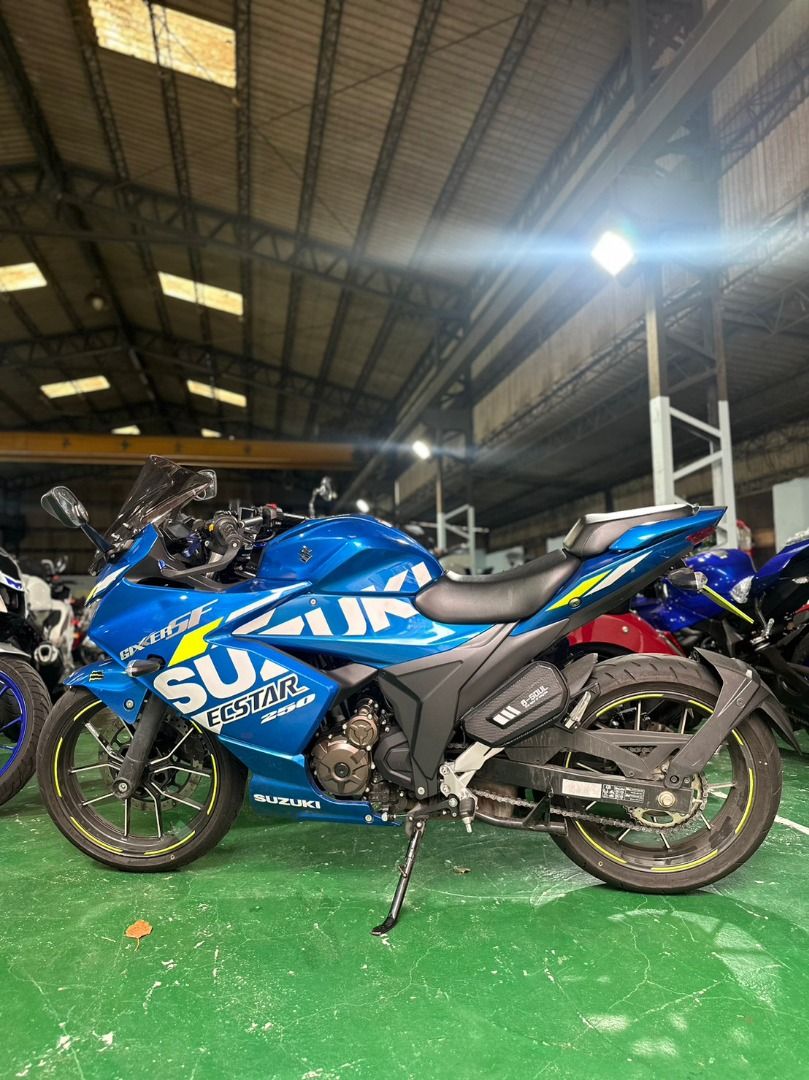 SUZUKI GIXXER SF250, 機車, 二手機車在旋轉拍賣