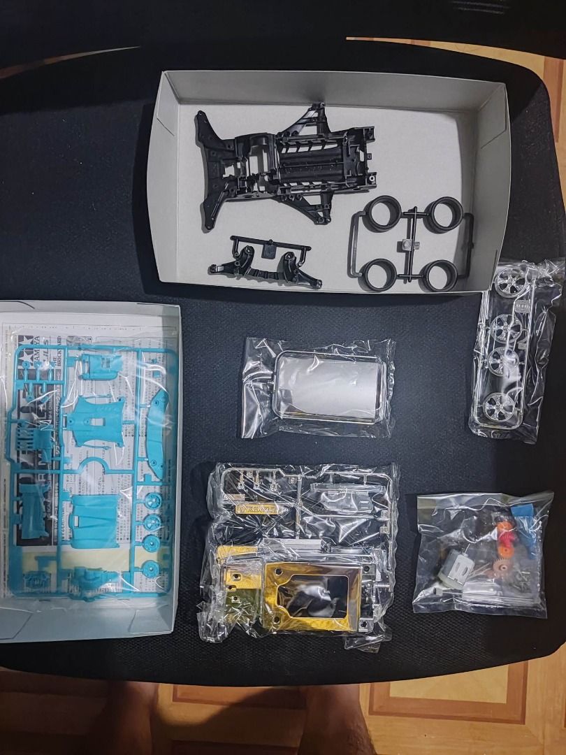 Tamiya Mini 4WD Dyipne Red and Metallic Silver Bundle, Hobbies & Toys ...