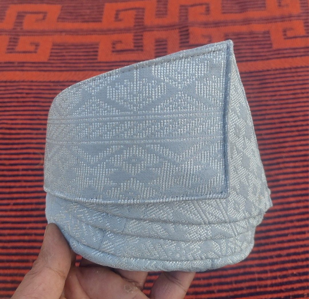 Tengkolok songket lama, Hobbies & Toys, Collectibles & Memorabilia ...