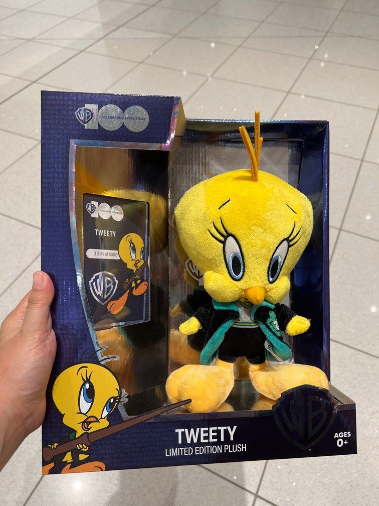Tweety x Harry Potter Limited Edition, Hobbies & Toys, Memorabilia ...