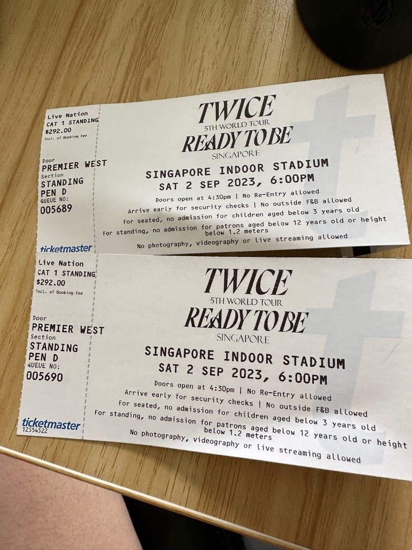 [physical ticket][cat 1] Twice Singapore concert ticket day 1, Tickets ...