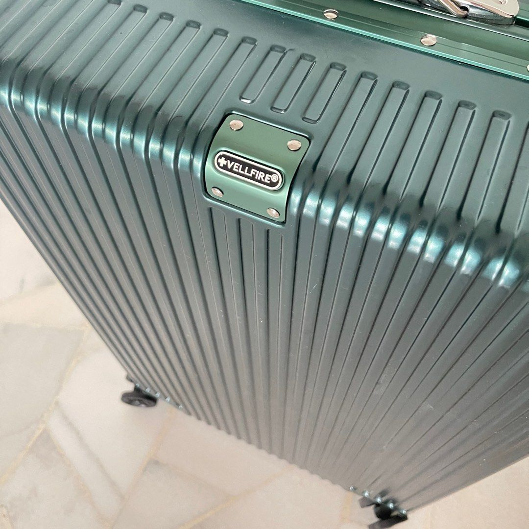Vellfire Aluminium 24 Inch Hard Case Luggage, Hobbies & Toys, Travel ...