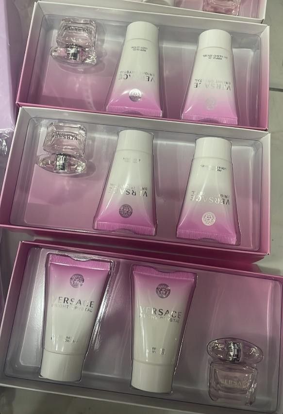 Versace Bright Crystal Set (3pc) on Carousell