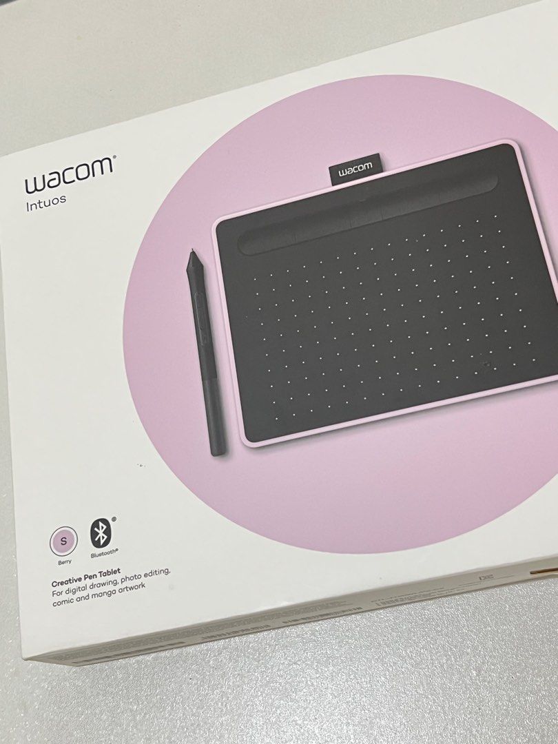 Wacom Intuos with Bluetooth (small) CTL4100WL, Computers & Tech, Parts ...