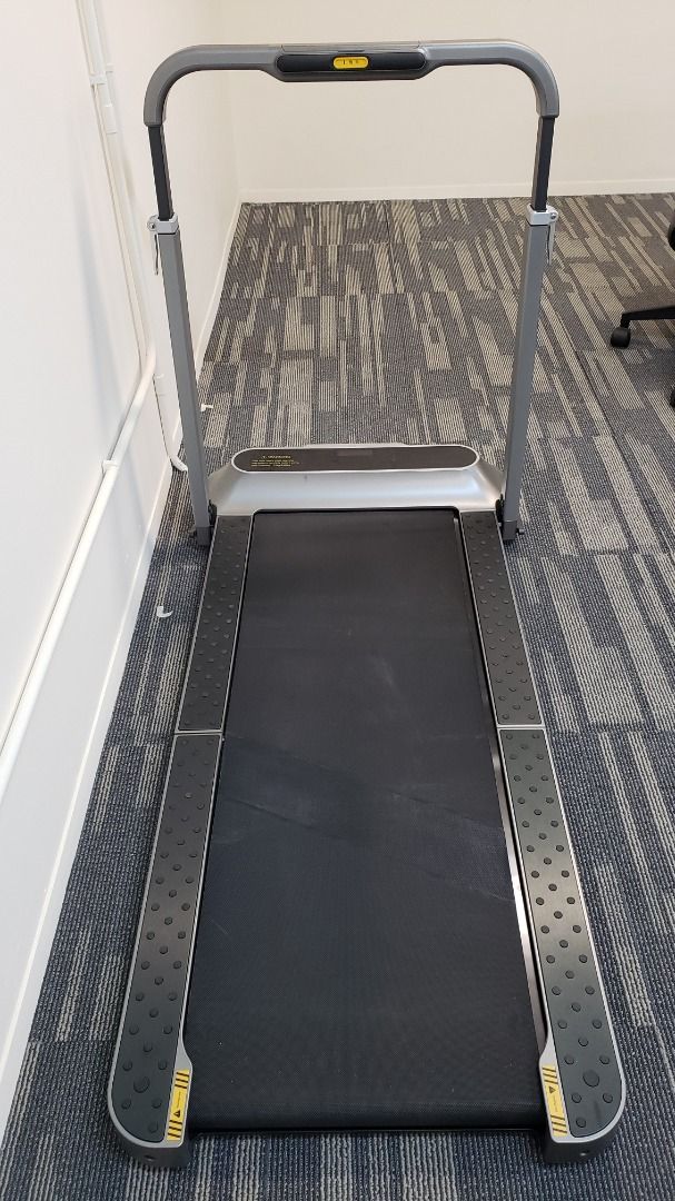 WalkingPad R2 Walk&Run 2IN1 Foldable Treadmill, 運動產品, 運動與健身, 運動與健身 - 有氧 ...