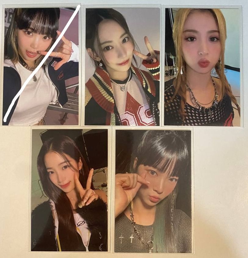 (wts/wtt/lfb) lesserafim le sserafim fearnada tshirt t-shirt photocards ...