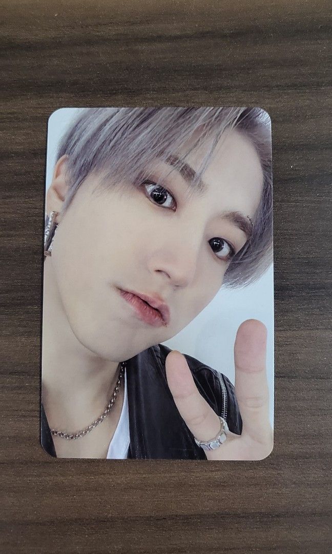 WTT Stray Kids Han 5 Star pc and Han OOTD mini poster to Hyunjin ...