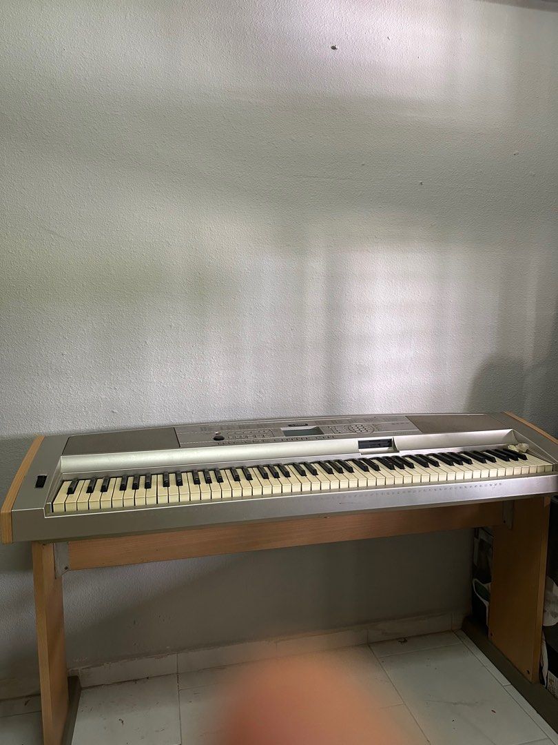 Yamaha DGX-500 Portable Grand Piano, Hobbies & Toys, Music & Media ...