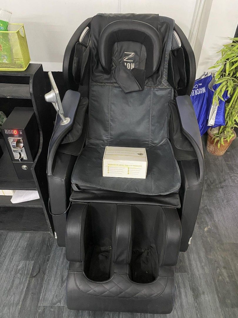 Zion Queen massage chair FREE shipping and eye massage unit on Carousell
