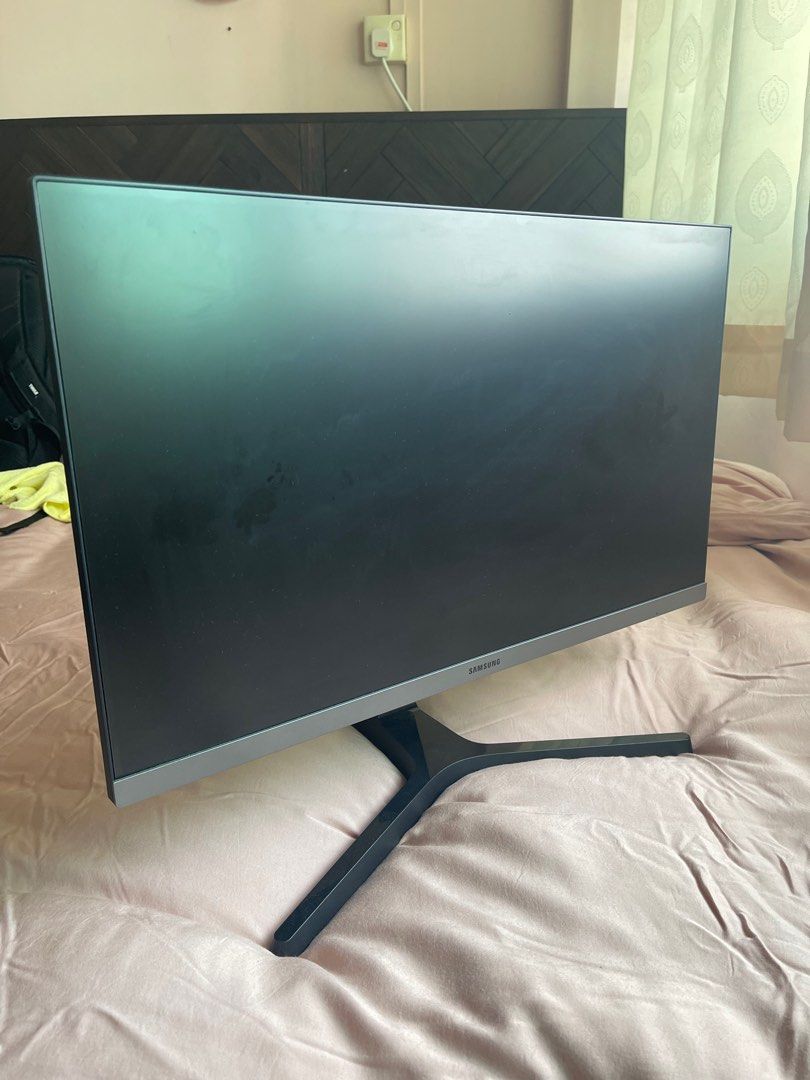 Samsung s24r350 24" FHD monitor with bezel-less design, AMD Freesync ...