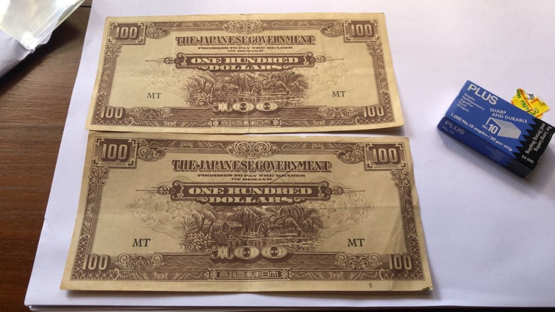 2 pcs 100 dollar zaman penjajahan jepun, Hobbies & Toys, Collectibles ...