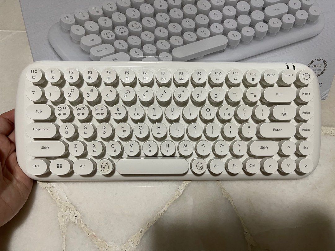 Actto bluetooth retro keyboard mini - white keyboard, Computers & Tech, Parts & Accessories ...