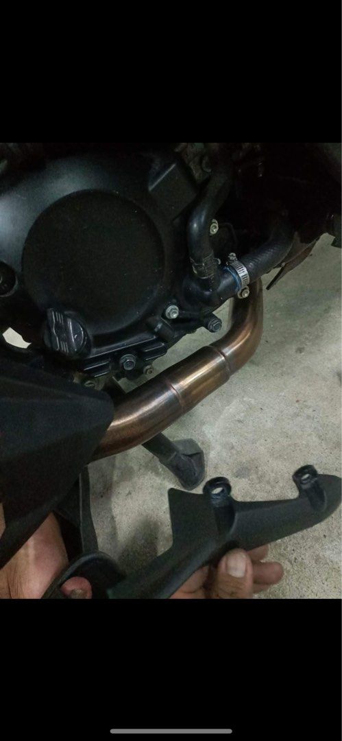 Adv 350 stock exhaust operates, Motorcycles, Motorcycle Accessories on ...