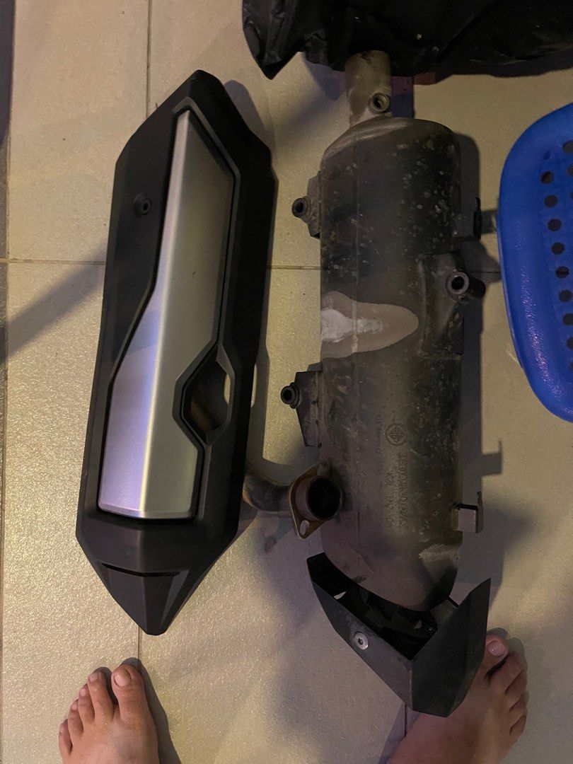 Adv 350 stock exhaust operates, Motorcycles, Motorcycle Accessories on ...