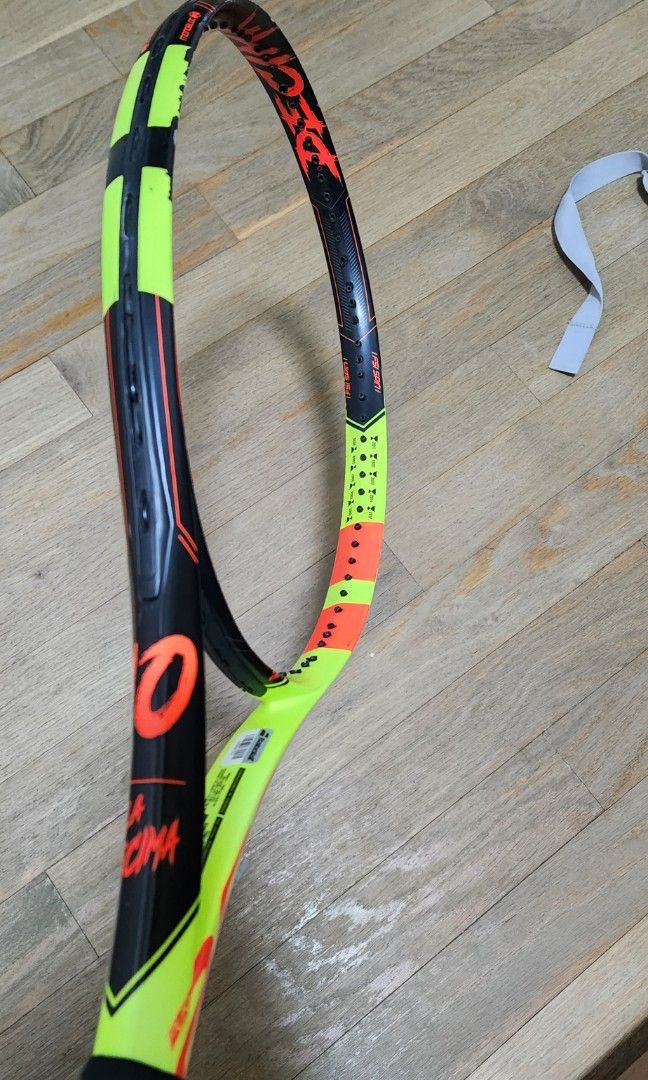 Babolat Pure Aero RG, Sports Equipment, Sports & Games, Racket & Ball ...