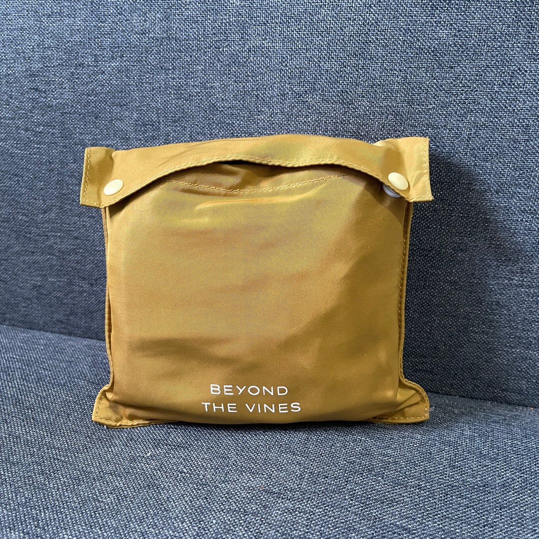 Beyon the Vines Mini Reversible on Carousell