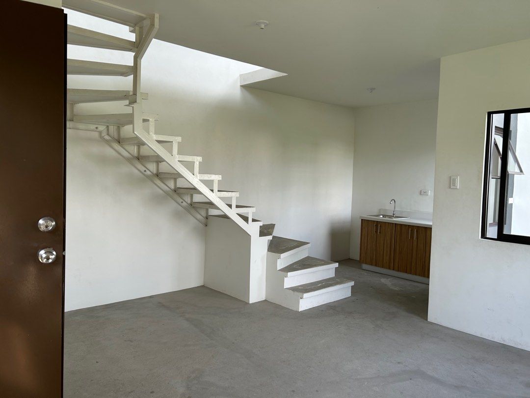 Amaia Scapes Gen. Trias on Carousell